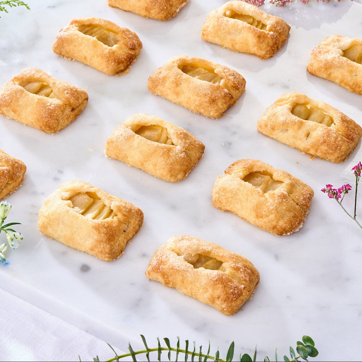 Petite Apple Galette 🌿 | Box of 12 | Halal Bakery Singapore – All ...
